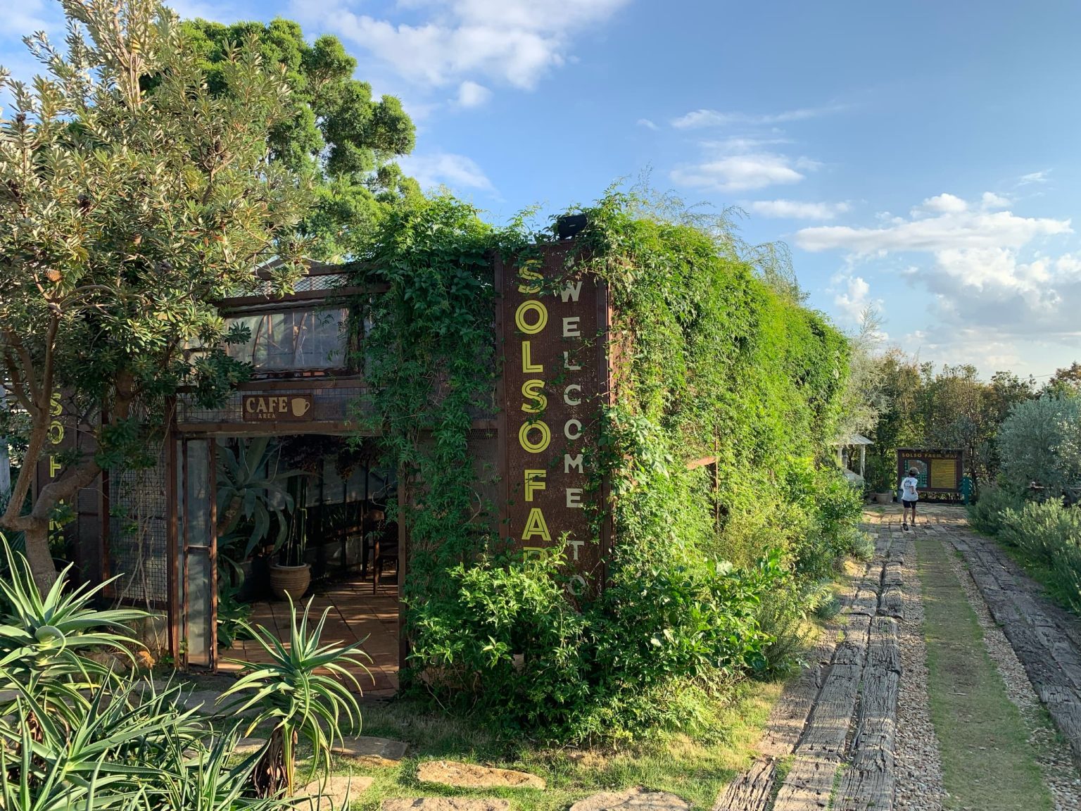 「SOLSO FARM」～週末限定の緑溢れるテーマパークへ！大人も子どもも楽しめるファームマーケット 川崎市 - ココフル